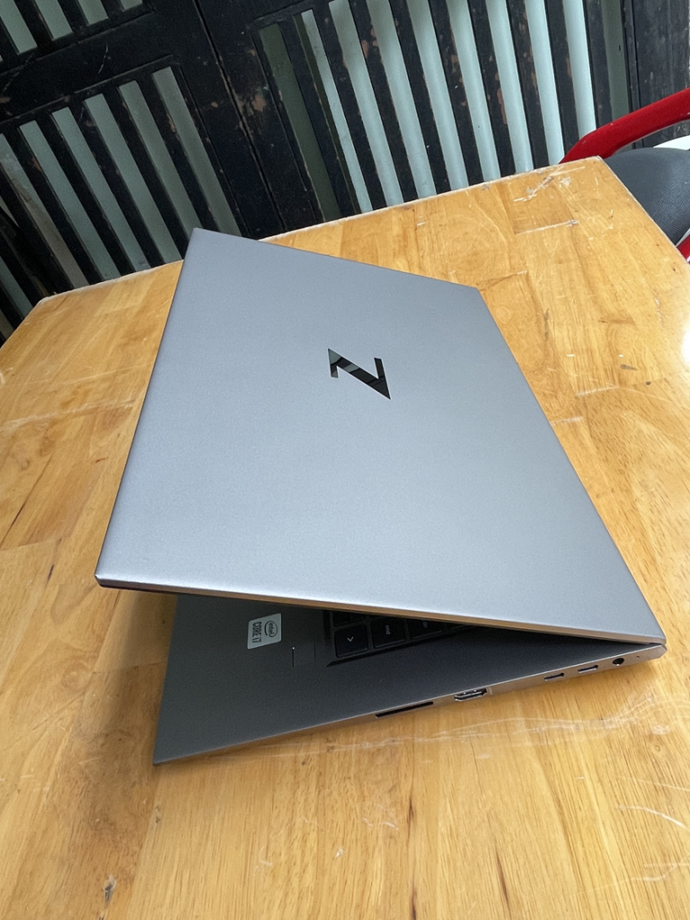 HP Zbook Studio G7, Core i7 10850H, 32G, 512G, T1000, 15.6in, Full HD