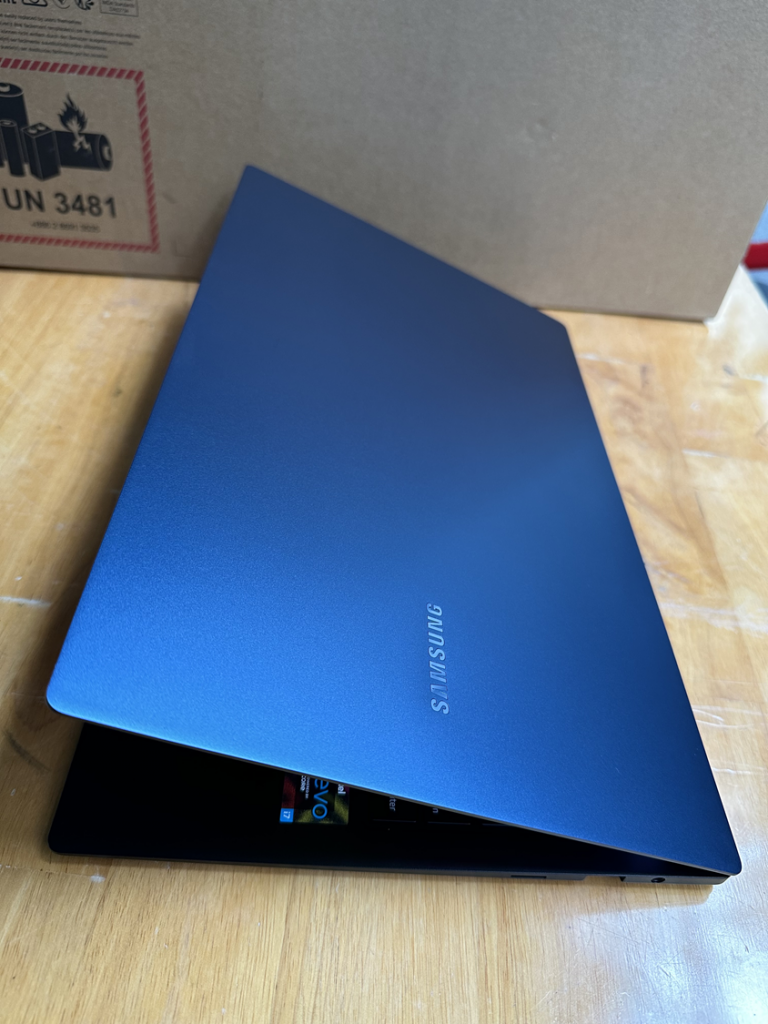 Samsung Galaxy Book Pro 15 NT950XDB, Core i7 1165G7, 16G, 512G