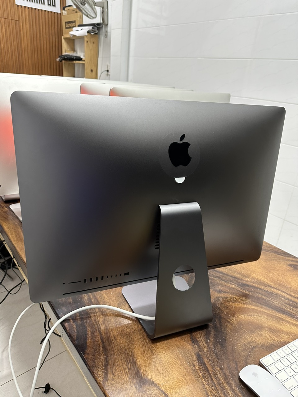 Apple iMac Pro 2017, 27in 5K retina, Xeon W-2140B, 32G, ssd 1T, vga 8G | laptop cũ giá rẻ